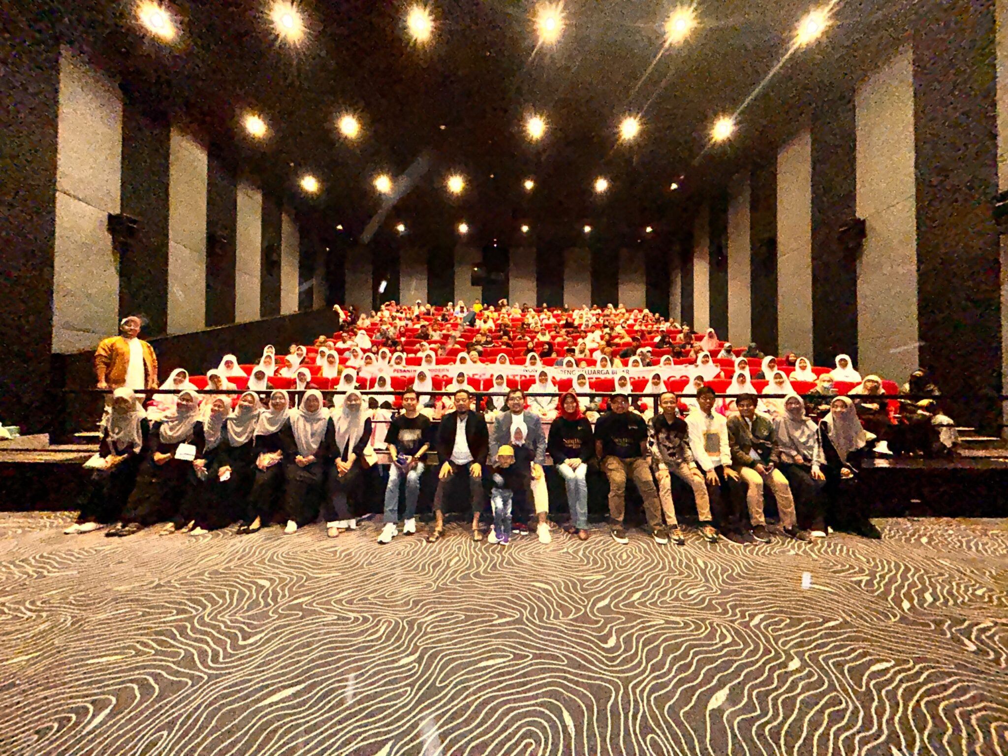 Menginspirasi Melalui Film: SAHDU - Satu Hari dengan Ibu bersama ...